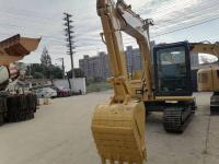 China Yellow KOMATSU PC70 excavator crawler 7ton earth moving digger with hydraulic valve for sale