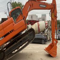 China Used Doosan 140LC Excavator for Construction 14000 KG Machine Weight Original Color for sale