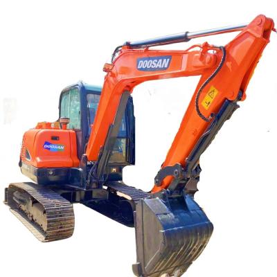China Affordable Doosan Excavator DX55 with Original Paint and 5.5TON Operating Weight for sale
