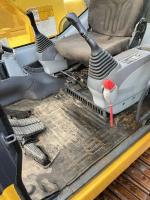 China Second Hand Komatsu PC220 Excavator with Other Hydraulic Pump in Excellent Condition for sale