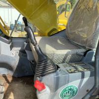 China 20ton digger in Shanghai yard Komatsu pc200 excavator used with 105KW hydraulic pump for sale