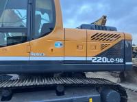 China Korea Original Hyundai 220LC 20 Ton Excavator with HINO Engine in Korea for sale