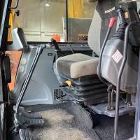 China Doosan DX60 Used Excavator Japan Original Paint Digger with 0.1m3 Bucket Capacity for sale