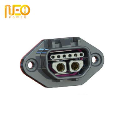 China 60A 2 Pole 6 Pin Power Signal Connectors Flange Right Angle Socket with Cable for sale