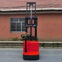 China 24V Electric Pallet Truck Stacker Truck 2000kg With 200Ah Battery Capacity for sale