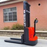 China 24V Electric Pallet Truck Stacker Truck 2000kg With 200Ah Battery Capacity for sale