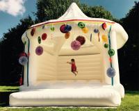 China Custom Made Carpa Hinchable Inflatable Party Tent White Bouncy Castle For Wedding for sale