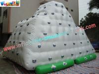 China Commercial Grade Inflatable Iceberg Water Toy 5x4x3.7m for Hotel Pool Family Use for sale