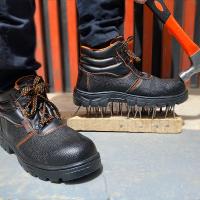 China 36-48 Rubber PU Safety Shoes Boots Steel Toe Work Boots 6'' Waterproof for sale