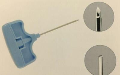 China Medical Grade Stainless Steel Suction Bone Marrow Needle 19G Infusion Set for sale