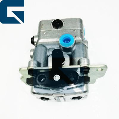 China 702-16-04250 7021604250 Pilot Valve Assy For PC200-8 Excavator for sale