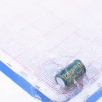China Durable Electronic Capacitors Aluminum Electrolytic Chengx GR687M016F14RR0VL4FP0 Series for Industrial for sale