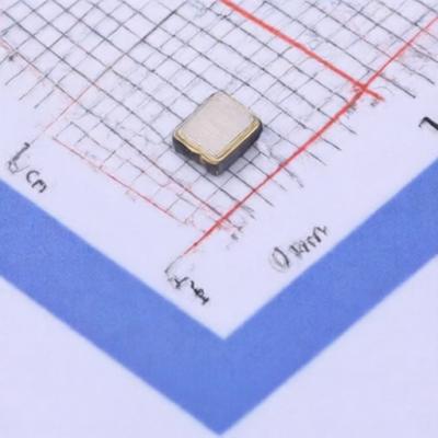China Oscillator Unit HCI CO32H4-8.000-33GDTSNL Featuring Ceramic Seam Seal Package and Tri State Function for sale
