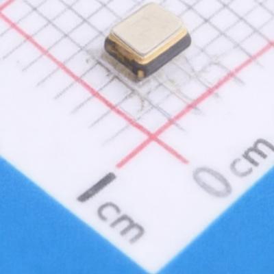 China Temperature compensated crystal oscillator HCI 8132S-26.000NQ33DTL with clipped sine wave output in compact ceramic package for sale