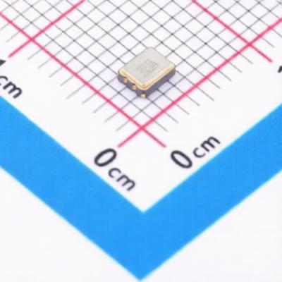 China Temperature compensated crystal oscillator HCI 8132S-38.400NN33FTL compact 3.2x2.5mm ceramic package ideal for WiMAX and WLAN for sale