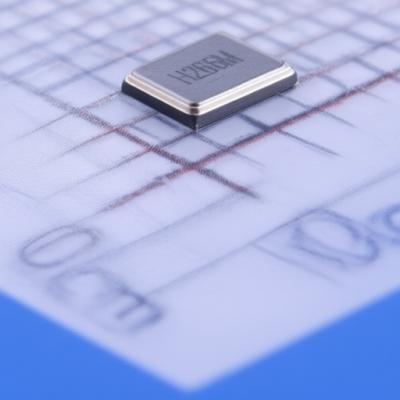 China Quartz Crystal Oscillator HELE X2B026000B71HZ 26 MHz Frequency for in Stable Electronic Applications for sale