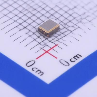 China Frequency Stable Crystal Oscillator HELE SSW008000I3CHE-T 8 MHz Pb Free RoHS Compliant Electronic Part for sale