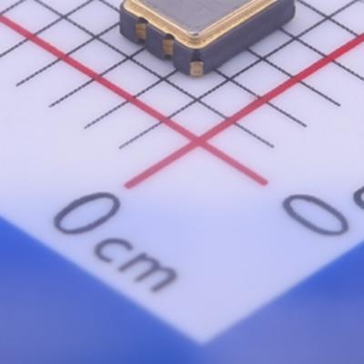China High Precision Oscillator HELE SSW32768KF3CHC-IT Operating at 32.768KHz for Electronic Systems for sale