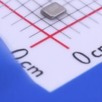 China Precision 32 MHz Quartz Crystal HELE X1C032000B81H-HU for Stable Electronic Oscillation Applications for sale