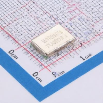China Compact High Frequency Voltage Controlled Oscillator INNOTION YSGM061008 with Stable Oscillation Circuit for sale