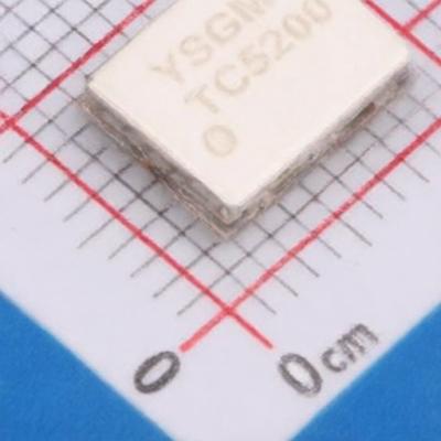China Compact SMT Package Voltage Controlled Oscillator INNOTION YSGMTC5200 with Broad Tuning Voltage Range for sale