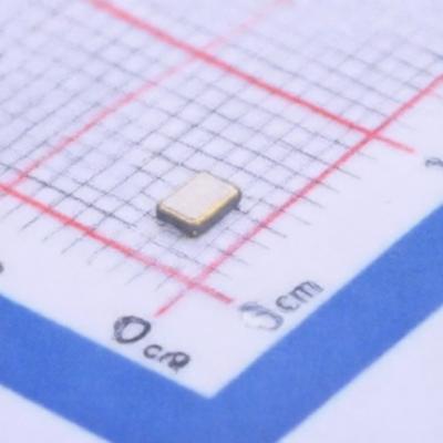 China Durable SMD crystal oscillator JYJE 2TJ426000XYFBC with low aging rate and high insulation resistance for sale