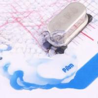 China 16 MHz Crystal Oscillator with 20PF Load Capacitance and AT Cut Mode KYX KSD160002030 HC49USSMD Type for sale