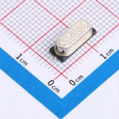 China Temperature Stable Crystal Oscillator 33.8688 MHz 20PF Capacitance 30ppm Frequency KYX KBD3386A2030 for sale