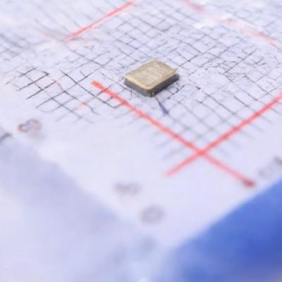 China Small surface mount crystal unit LIMING 3225-50-9-10-10/A ultra compact thin 32250.7 mm typ tight tolerance 10ppm for sale