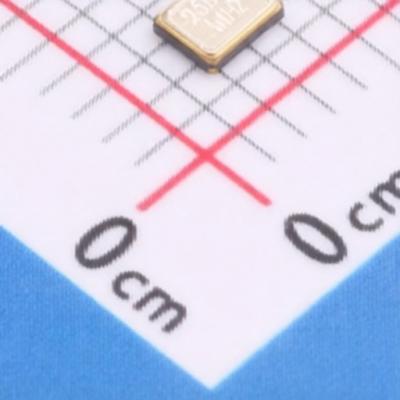 China SMD Crystal 2.5 x 2.0 mm LIMING 2520-25-8-10-10/A with Tight Tolerance 10 ppm and Tape Reel Packaging for sale
