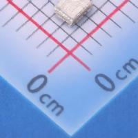 China surface mounted quartz crystal Lucki L225S320L11L 32 megahertz frequency for consumer products and digital electronics for sale
