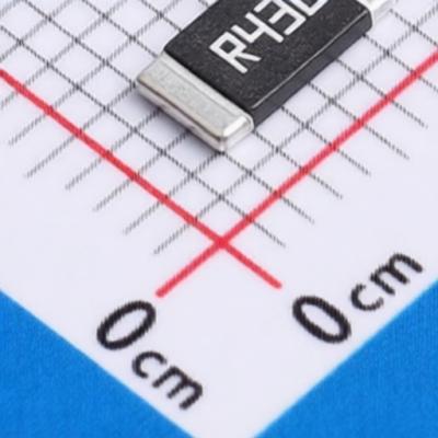 China Metal Alloy Resistance Chip Resistors RVR HIXD25NR430F Series 2512 1206 0805 with Halogen Free Epoxy for sale