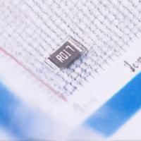 China Current Sensing Metal Chip Resistors RVR HIXD25LR017J with 3W Power and Lead Free Plating Technology for sale