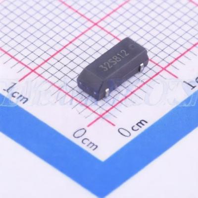 China SMD tuning fork crystal resonator SJK 6LC32768F12UC 32.768 KHz frequency with 12.5 PF load capacitance for sale