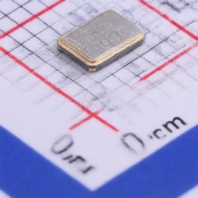 China Low profile ultra miniature crystal oscillator SJK 7U28636AE20UCG designed for personal computers digital cameras and PDAs for sale