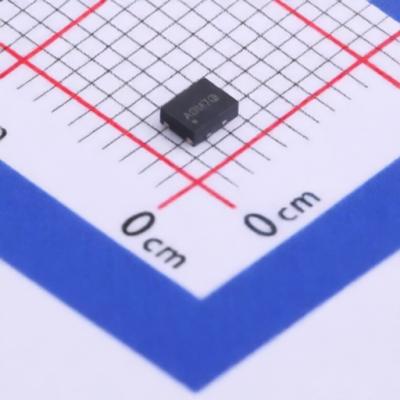 China Si MEMS oscillator surface mount epoxy molding package 2.5x2.0mm frequency 100 MHz SJK 2NM100000C33YC for sale