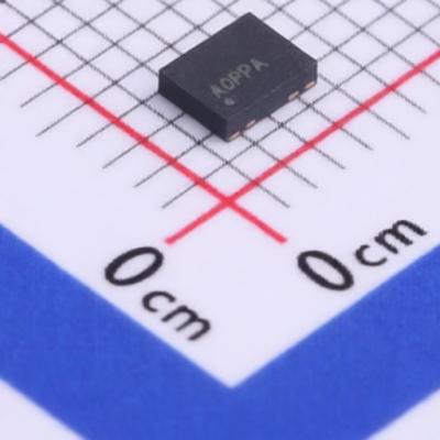 China Epoxy Molded Compact Surface Mount Oscillator SJK 3NM24000C33YC with Low Phase Jitter and Performance for sale