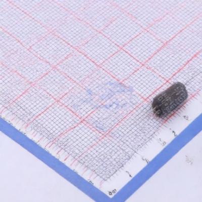 China Electrolytic Capacitor Long Lead 1uF 50V Xunda NP1051HMC112RB Stable Performance Bipolar Type for sale