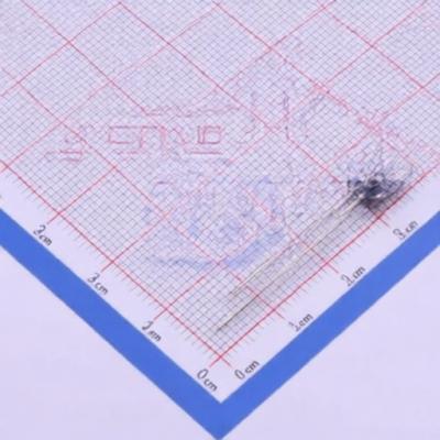 China Compact size capacitor Xunda SM4761EMC072RB designed for miniaturized electronic circuits and devices for sale