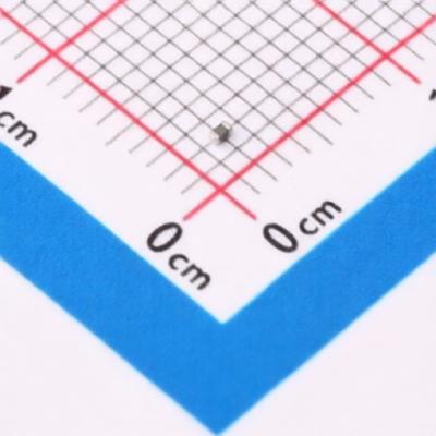 China Surface Mount Multilayer Ferrite Bead ZE ZECB100505A121-0A300 with 120 Ohm Impedance and 300 Milliamp Current for sale