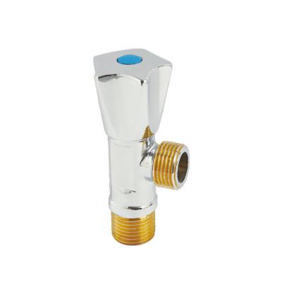China Bathroom 1/2 Brass Angle Valve For Water 300000 Times On Off Wear Resisting for sale