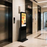 China 4K Resolution Interactive Touchscreen Bank Digital Signage with Android OS for Indoor Advertising for sale