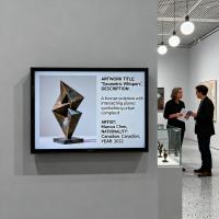 China Square Digital Signage with 1000:1 Contrast Ratio 500-nit Brightness and 24/7 Operation for Art and Digital Exhibits for sale
