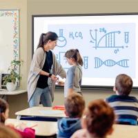 China AI Powered Interactive Whiteboard with 4K Resolution and 50 Point Multi-Touch for Smart Classrooms for sale