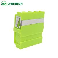 China OM5 Duplex SM MM LC Fiber Optical Adapter One Piece Molding ODM for sale
