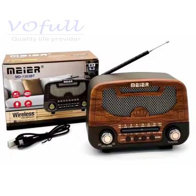 China Vintage Wooden Radio Player with Portable Rechargeable Battery and 3 Bands for sale