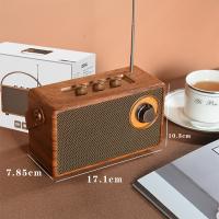 China Convenient Portable Clock Radio with Built-In Speaker and AM / FM Function for sale
