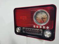 China USB/TF Slot FM Radio Powered by Rechargeable Battery Pack for On-the-Go Listening and Sound for sale