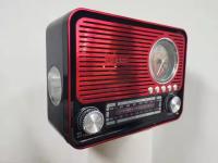 China USB/TF Slot FM Radio Powered by Rechargeable Battery Pack for On-the-Go Listening and Sound for sale