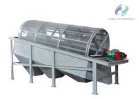 China Portable Mobile Trommel Screen Machine , 90mm Gold Mining Trommel for sale